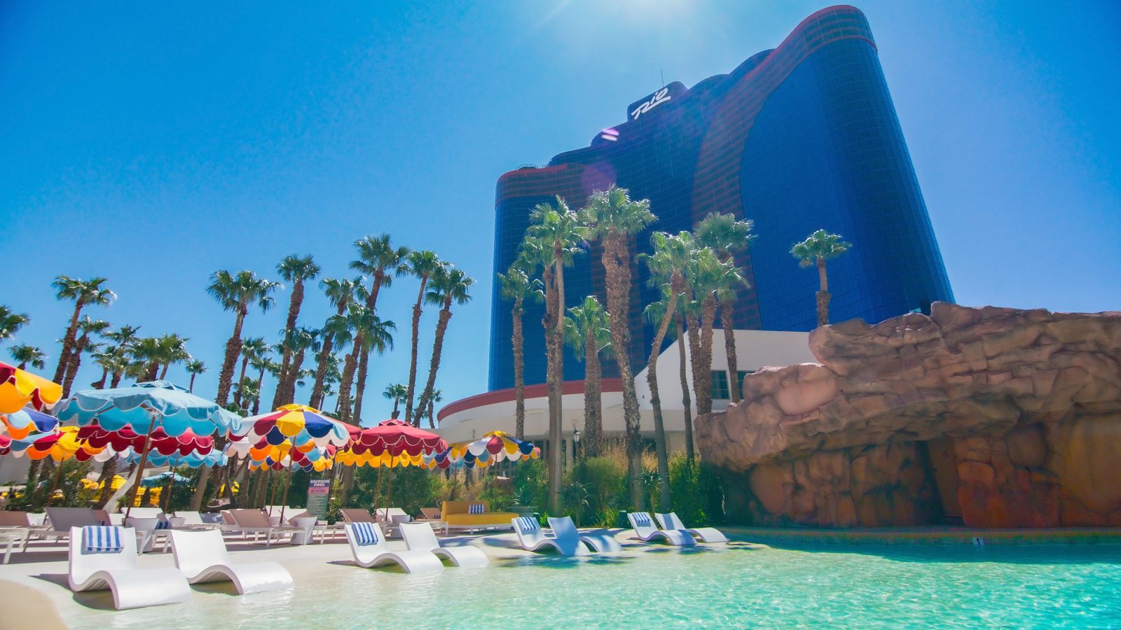 Newly Remodeled Rio Pool - Rio Las Vegas